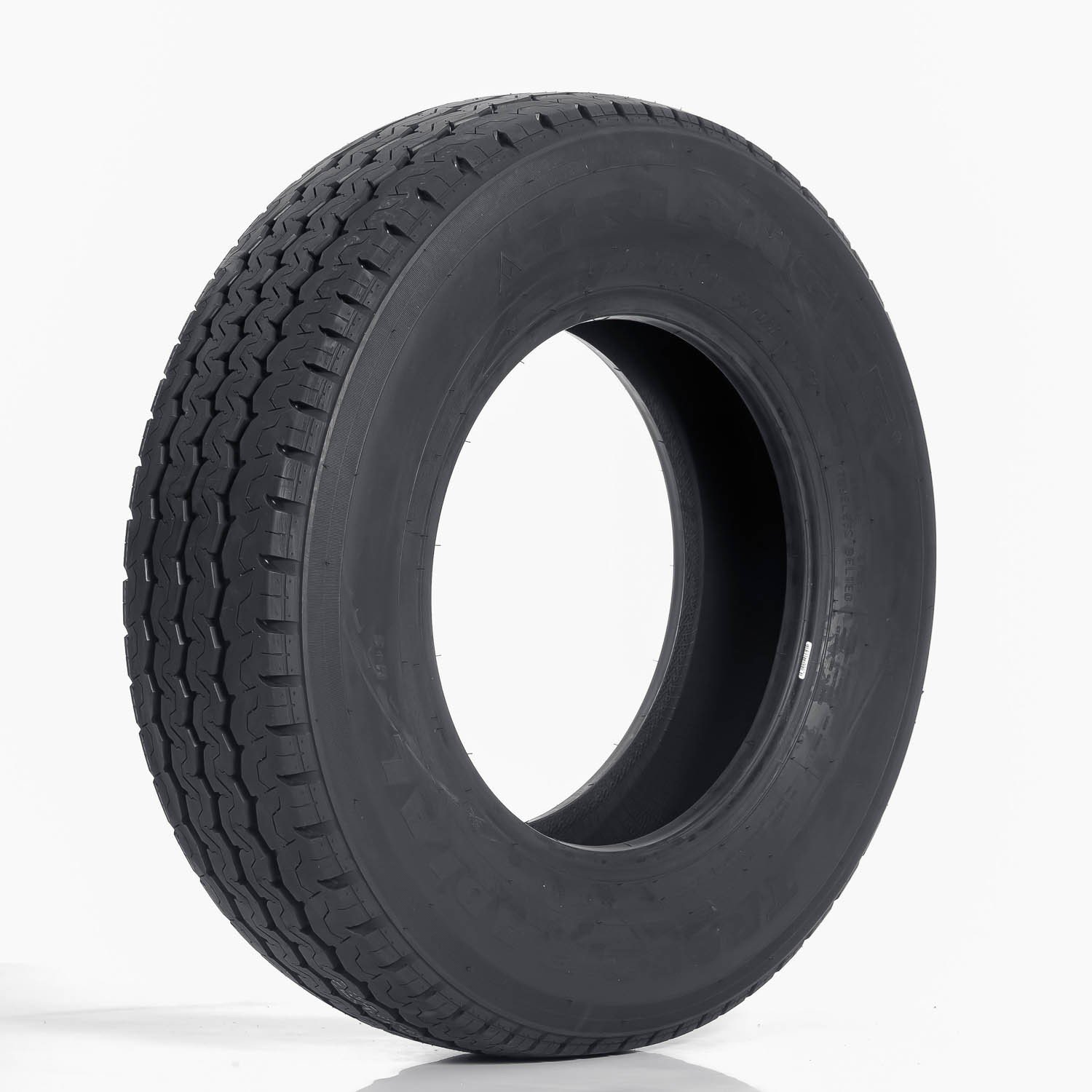 Pneu 225/75R16C Aro 16 TRIANGLE TR652 118/116Q 10PR